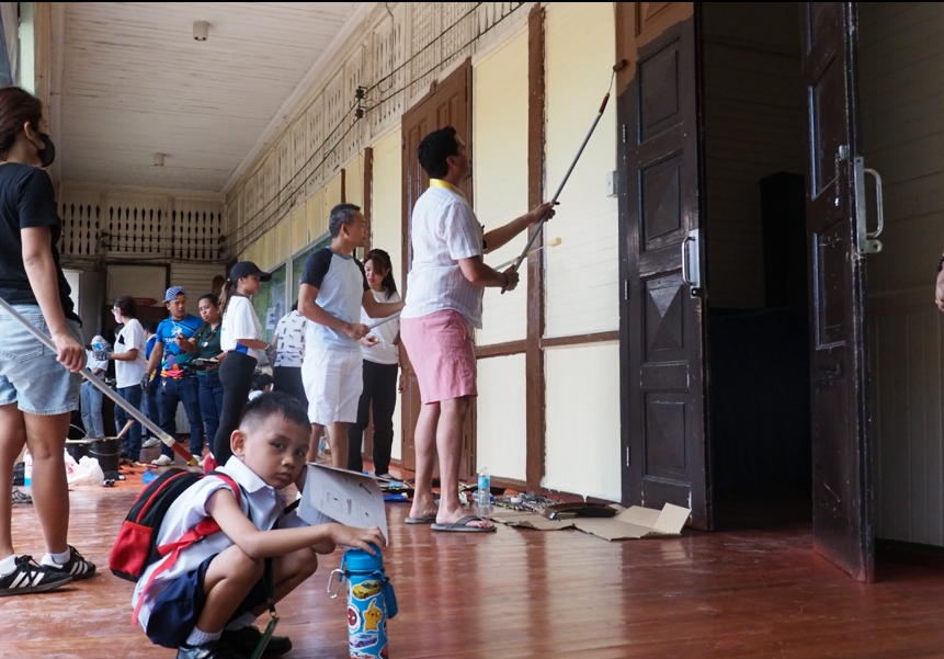 Tahche Brings Back Banilad Elementary School Building’s Former Glory ...